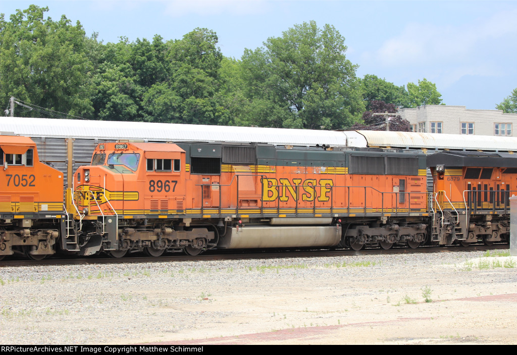 BNSF 8967